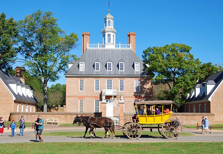 4 Unique Attractions in Virginia - adventures with light